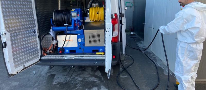 Compact sewer cleaning units: how to work in confined spaces